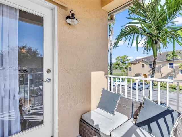 Luxury Townhouse for rent in Margate, Florida