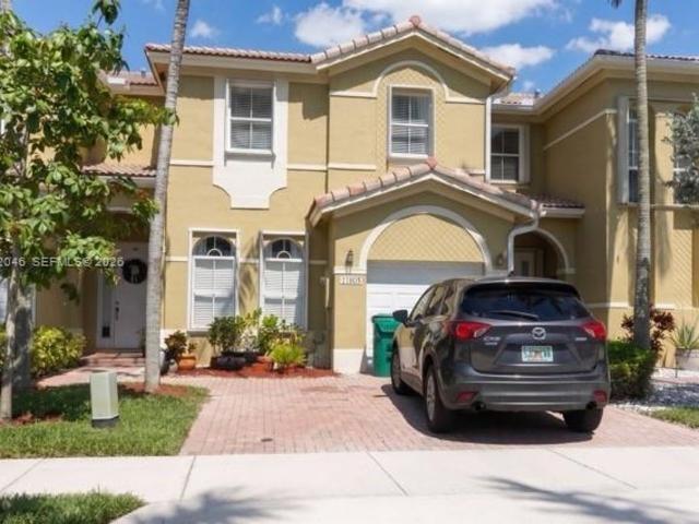 Luxury Townhouse for rent in Miami, Florida
