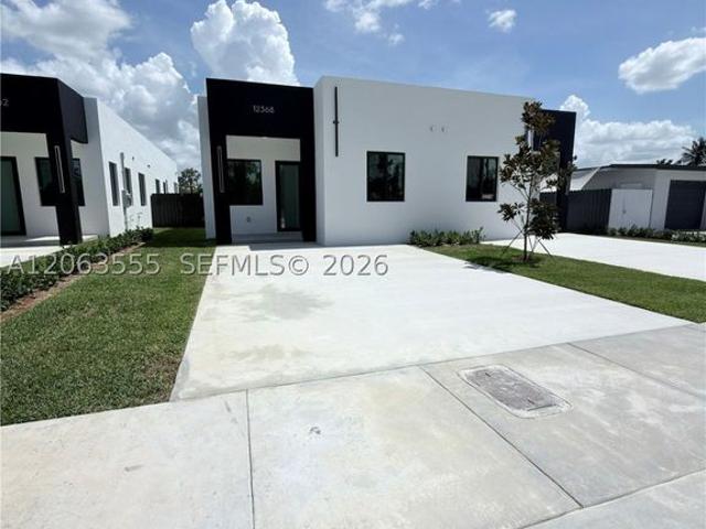 Luxury Townhouse for rent in Miami, Florida