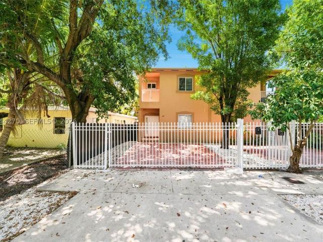 Luxury Townhouse for rent in Miami, Florida