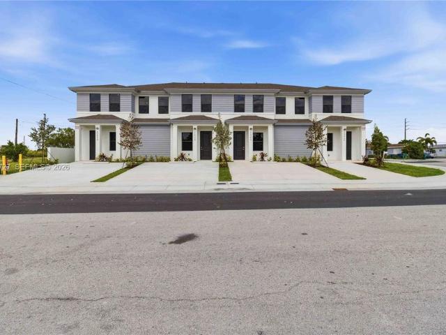 Luxury Townhouse for rent in Miami, Florida
