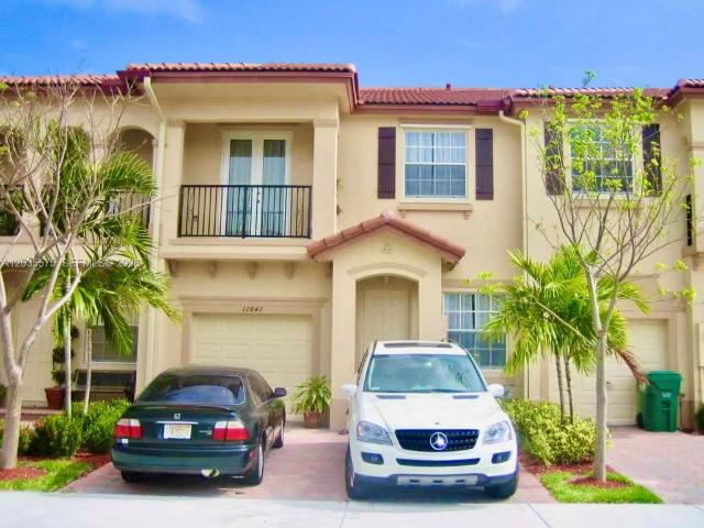 Luxury Townhouse for rent in Miami, Florida
