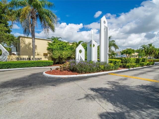 Luxury Townhouse for rent in Miami, Florida