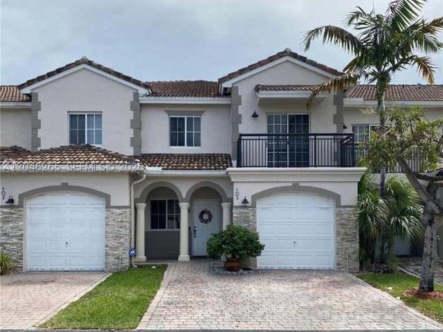 Luxury Townhouse for rent in Miami, Florida