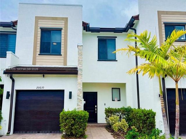 Luxury Townhouse for rent in Miami, Florida