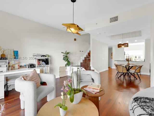 Luxury Townhouse for rent in Miami, Florida