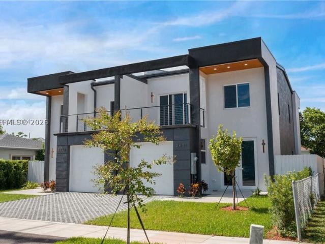Luxury Townhouse for rent in Miami, Florida