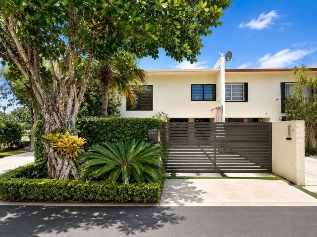 Luxury Townhouse for rent in Miami, Florida