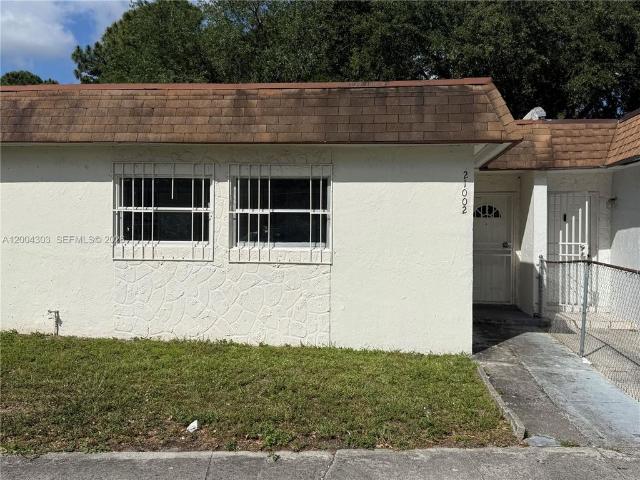 Luxury Townhouse for rent in Miami Gardens, Florida