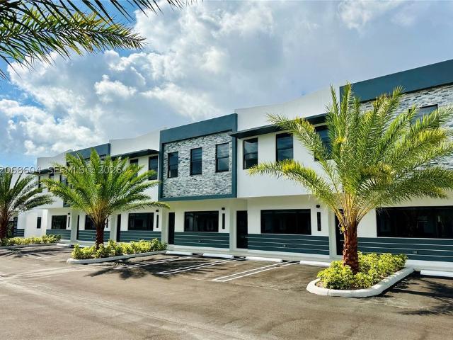 Luxury Townhouse for rent in Miami Gardens, Florida
