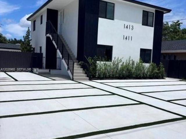 Luxury Townhouse for rent in Miami Heights Trailer Park, Florida