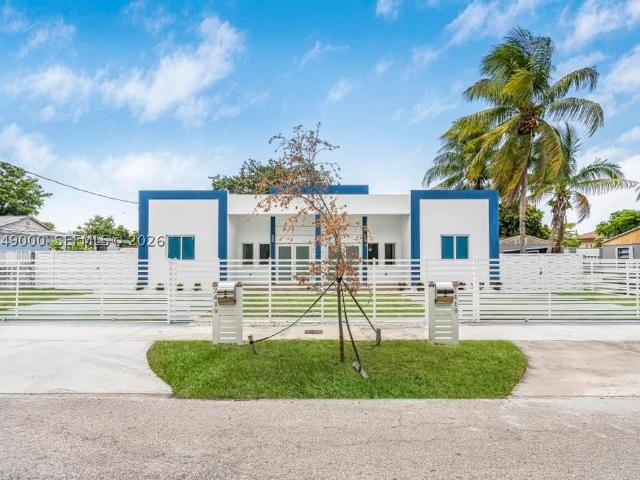 Luxury Townhouse for rent in Miami Heights Trailer Park, Florida