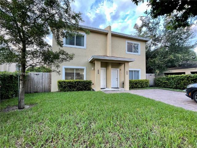 Luxury Townhouse for rent in Miami Heights Trailer Park, United States