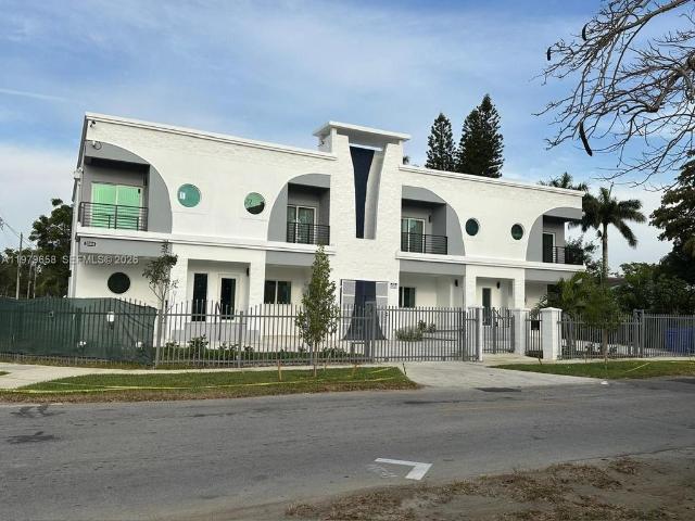 Luxury Townhouse for rent in Miami Heights Trailer Park, United States