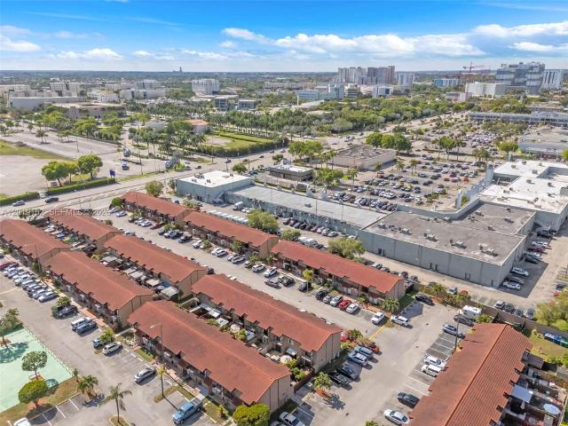 Luxury Townhouse for rent in Miami, United States