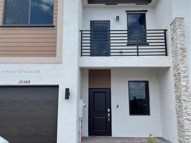 Luxury Townhouse for rent in Miami, United States