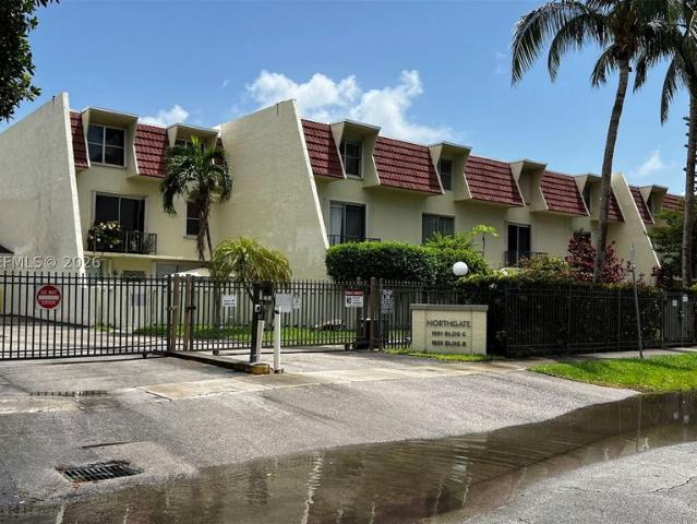 Luxury Townhouse for rent in Miami, United States