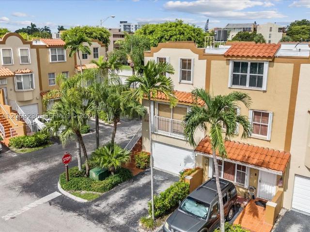 Luxury Townhouse for rent in Miami, United States
