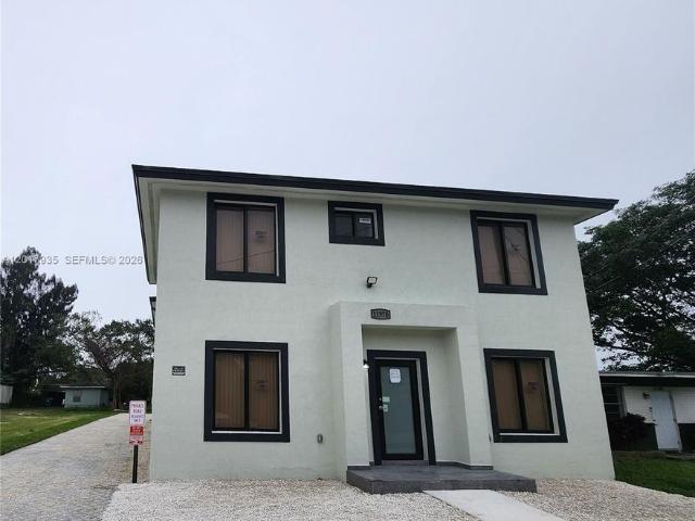 Luxury Townhouse for rent in Miami, United States