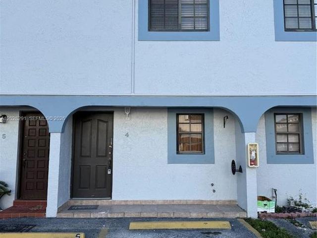 Luxury Townhouse for rent in Miami, United States