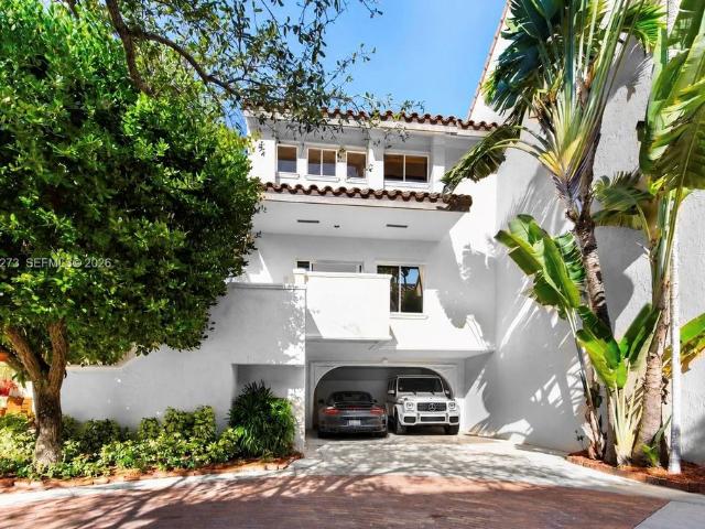 Luxury Townhouse for rent in Miami, United States