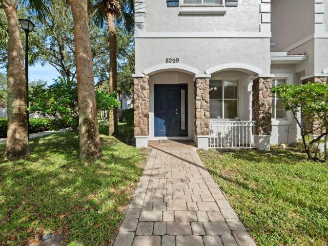 Luxury Townhouse for rent in Miramar, Florida