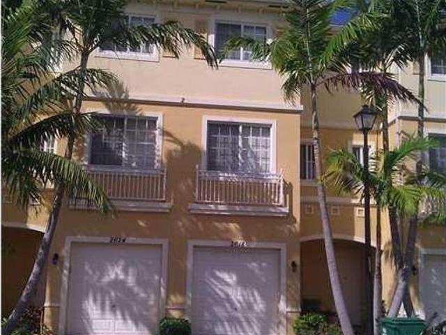 Luxury Townhouse for rent in Miramar, United States