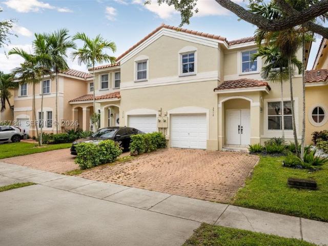Luxury Townhouse for rent in Miramar, United States