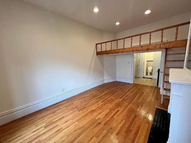 Luxury Townhouse for rent in New York