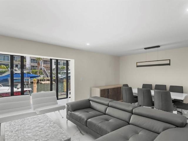 Luxury Townhouse for rent in North Miami Beach, United States