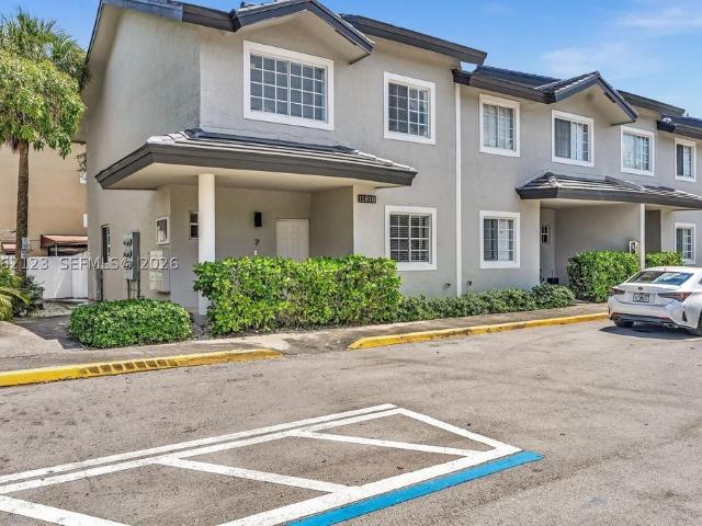 Luxury Townhouse for rent in North Miami, Florida