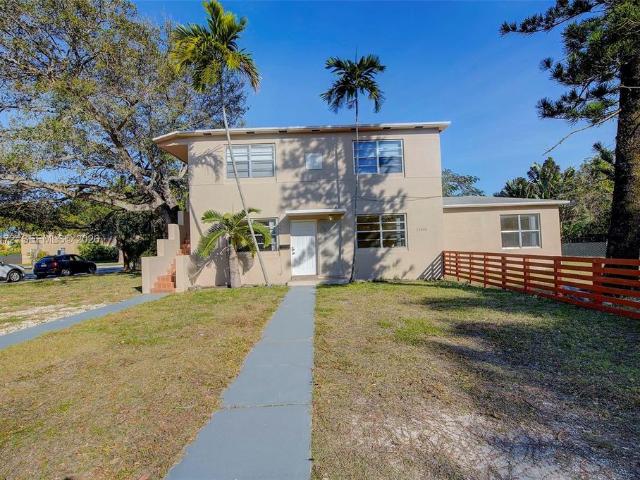 Luxury Townhouse for rent in North Miami, Florida