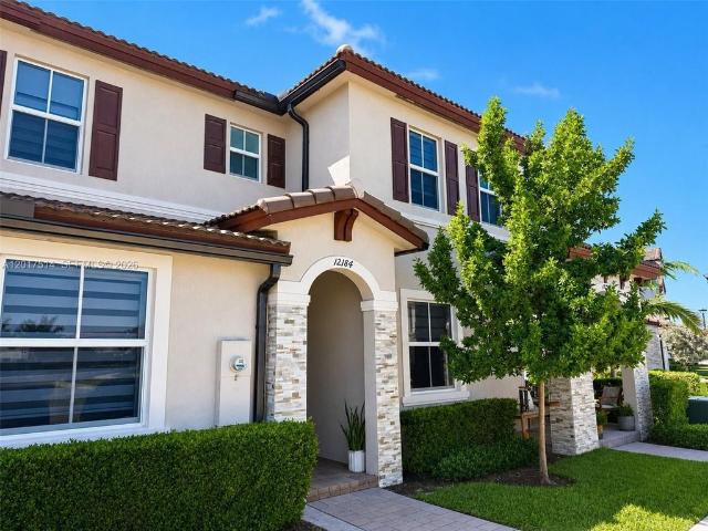 Luxury Townhouse for rent in North Miami, Florida