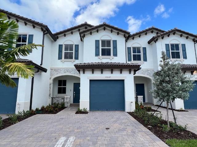 Luxury Townhouse for rent in North Miami, United States