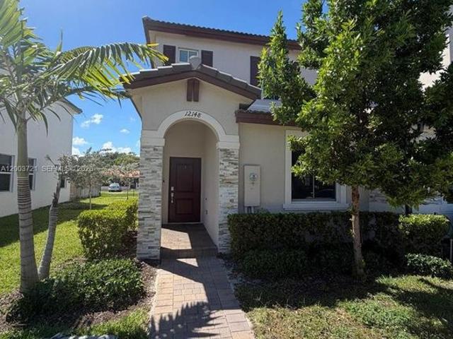 Luxury Townhouse for rent in North Miami, United States
