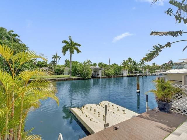 Luxury Townhouse for rent in North Miami, United States