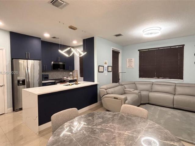 Luxury Townhouse for rent in North Lauderdale, Florida