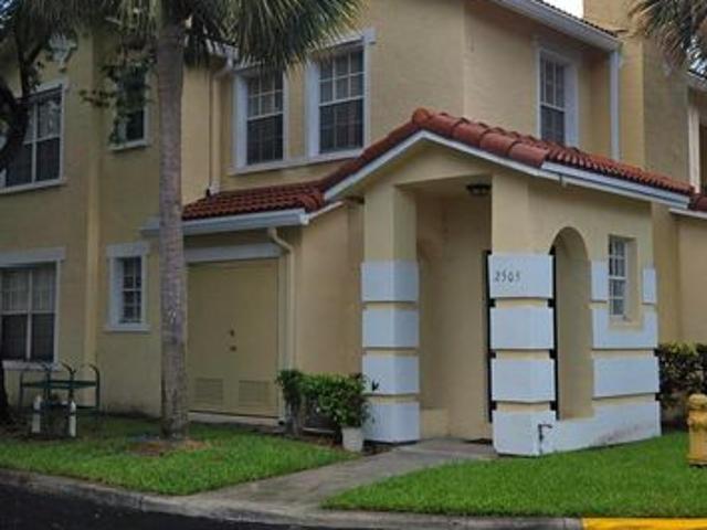 Luxury Townhouse for rent in North Lauderdale, United States