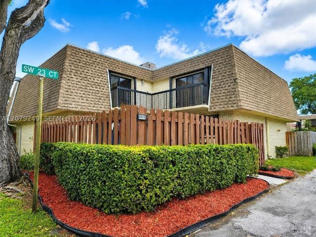 Luxury Townhouse for rent in North Lauderdale, United States