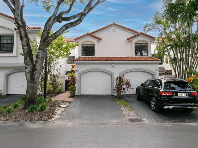 Luxury Townhouse for rent in Aventura, United States