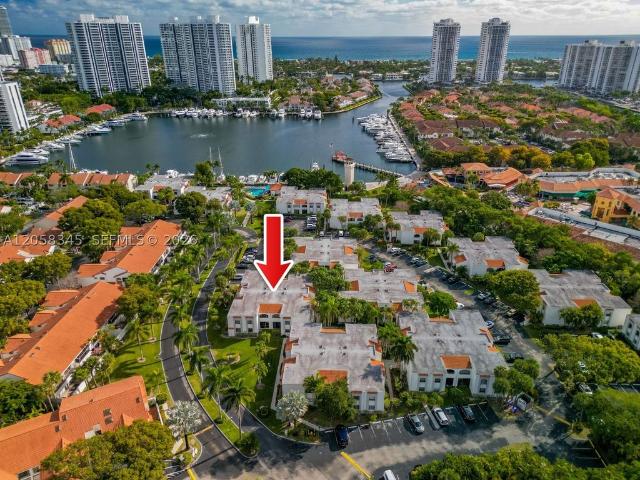 Luxury Townhouse for rent in Aventura, United States