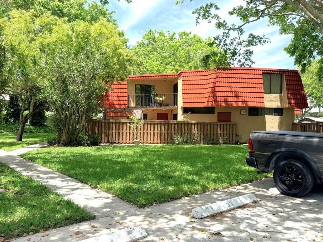 Luxury Townhouse for rent in Boca Raton, Florida