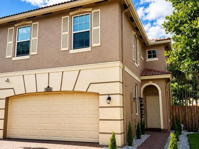 Luxury Townhouse for rent in Coconut Creek, United States