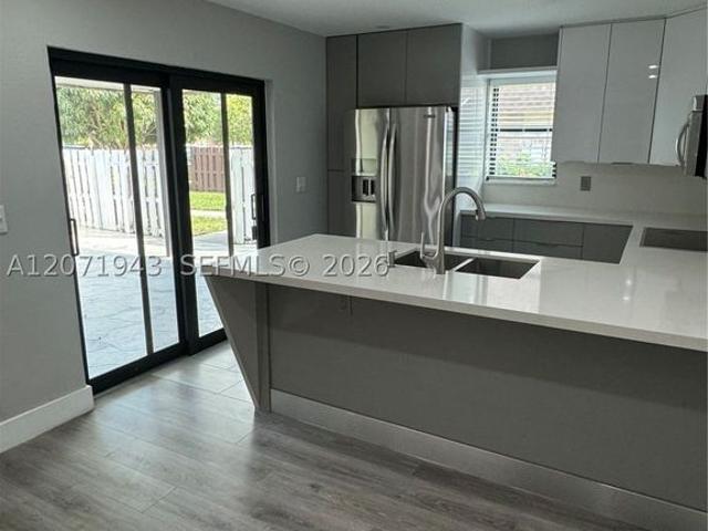 Luxury Townhouse for rent in Coral Springs, Florida