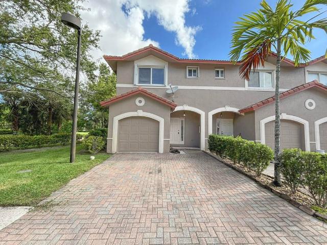 Luxury Townhouse for rent in Coral Springs, Florida