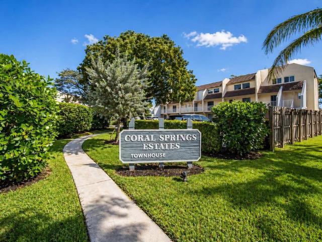Luxury Townhouse for rent in Coral Springs, Florida