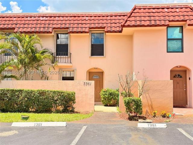 Luxury Townhouse for rent in Davie, Florida