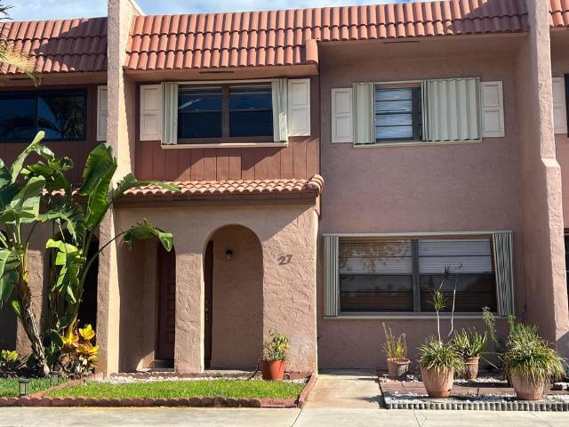 Luxury Townhouse for rent in Davie, United States