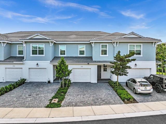 Luxury Townhouse for rent in Deerfield Beach, Florida