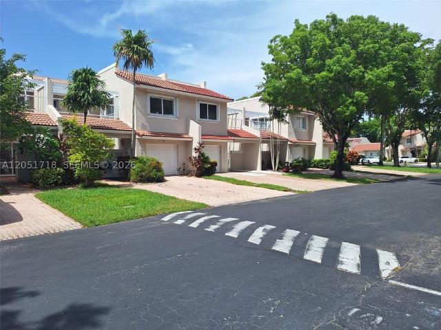 Luxury Townhouse for rent in Doral, Florida